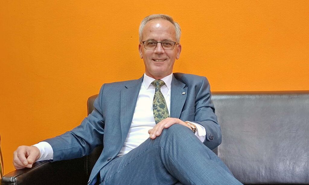 Prof. Asoc. Dr. Xhafer Beqiraj zgjidhet anëtar i Këshillit Drejtues të ...